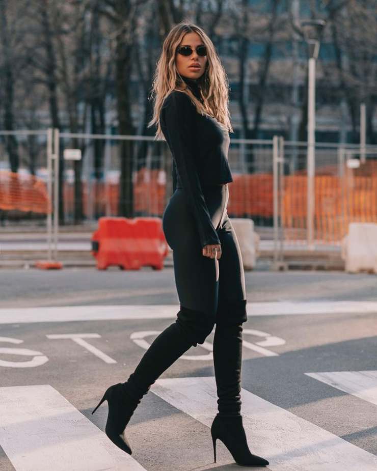 Lady Theo infiamma: forme esplosive a Milano - MilanWeb.it