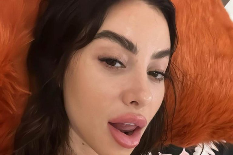 Valentina Fradegrada incontenibile: lascia senza fiato (FOTO)